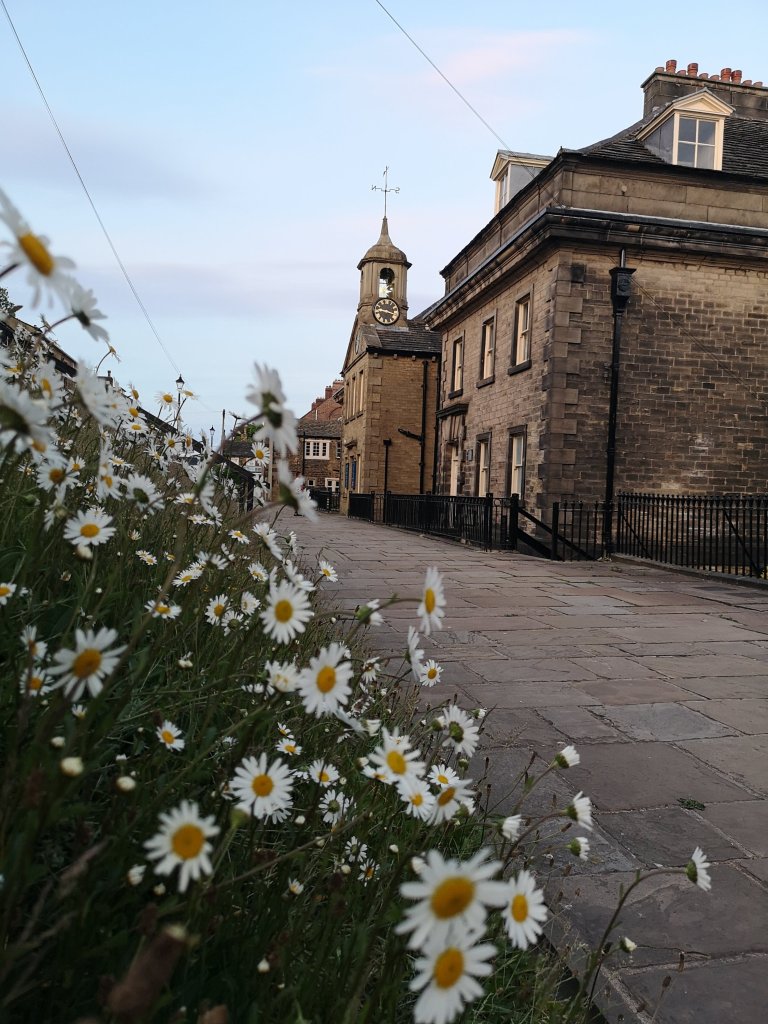 Fulneck Moravian Settlement in photographs – So Beau